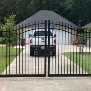 Protect Your Yard: How to Keep Alligators Out with a Secure Fence